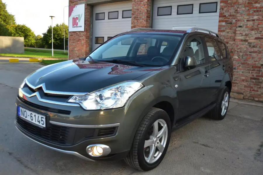 Grey Citroen C-Crosser 2008 in Jekabpils, with an engine capacity of 2.20 L and mileage of 168 thousand km for 5500 €, photo 4 on AUTOMOTO.COM.LV