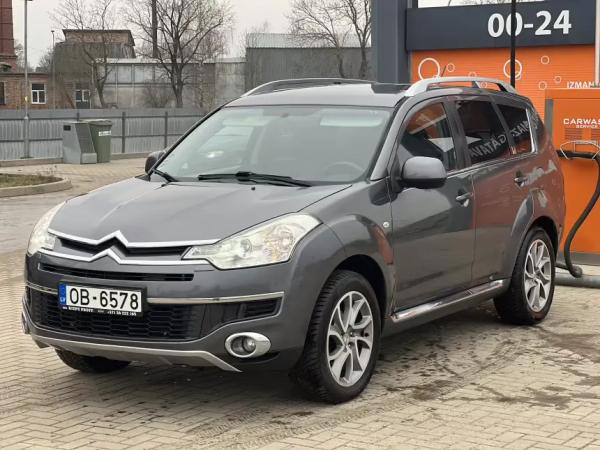 Pelēks Citroen C-Crosser 2008 Jēkabpils, ar dzinēja tilpumu 2.20 L un nobraukumu 247 tūkst. km par 5990 €, foto 3 vietnē AUTOMOTO.COM.LV