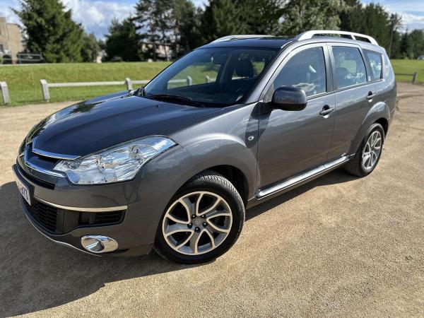 Pelēks Citroen C-Crosser 2008 Utena, ar dzinēja tilpumu 2.20 L un nobraukumu 162 tūkst. km par 4650 €, foto 1 vietnē AUTOMOTO.COM.LV