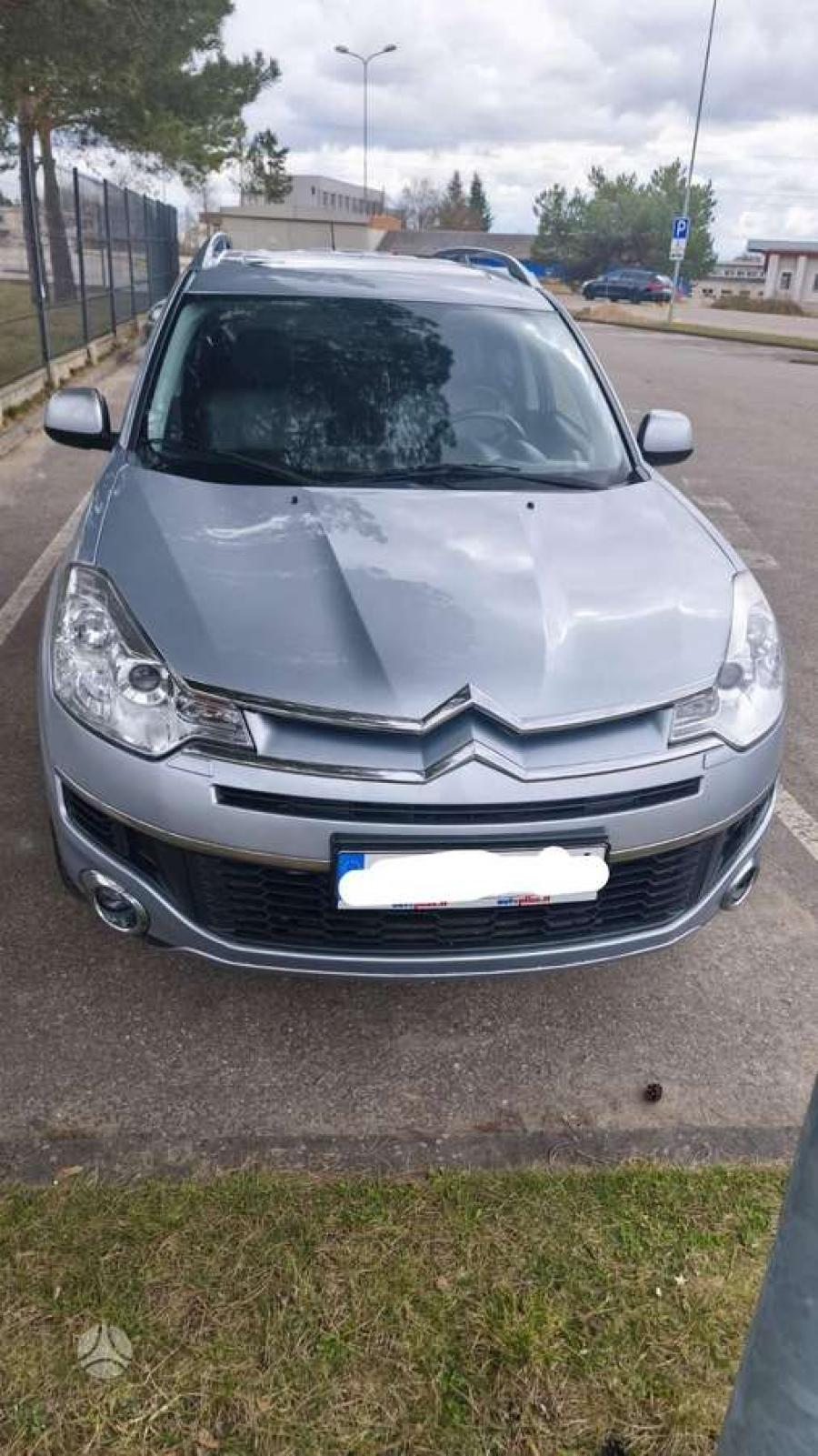 Pelēks Citroen C-Crosser 2008 Utena, ar dzinēja tilpumu 2.18 L un nobraukumu 216 tūkst. km par 4500 €, foto 1 vietnē AUTOMOTO.COM.LV