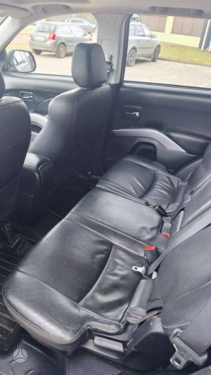Pelēks Citroen C-Crosser 2008 Utena, ar dzinēja tilpumu 2.18 L un nobraukumu 216 tūkst. km par 4500 €, foto 7 vietnē AUTOMOTO.COM.LV