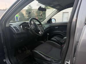 Grey Citroen C-Crosser 2008 in Kaunas, with an engine capacity of 2.18 L and mileage of 234 thousand km for 2700 €, photo 7 on AUTOMOTO.COM.LV