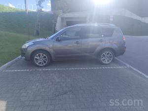 Pelēks Citroen C-Crosser 2008 Rēzekne, ar dzinēja tilpumu 2.20 L un nobraukumu 365 tūkst. km par 2800 €, foto 4 vietnē AUTOMOTO.COM.LV