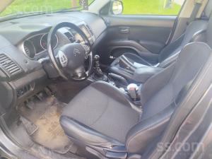 Pelēks Citroen C-Crosser 2008 Rēzekne, ar dzinēja tilpumu 2.20 L un nobraukumu 365 tūkst. km par 2800 €, foto 8 vietnē AUTOMOTO.COM.LV