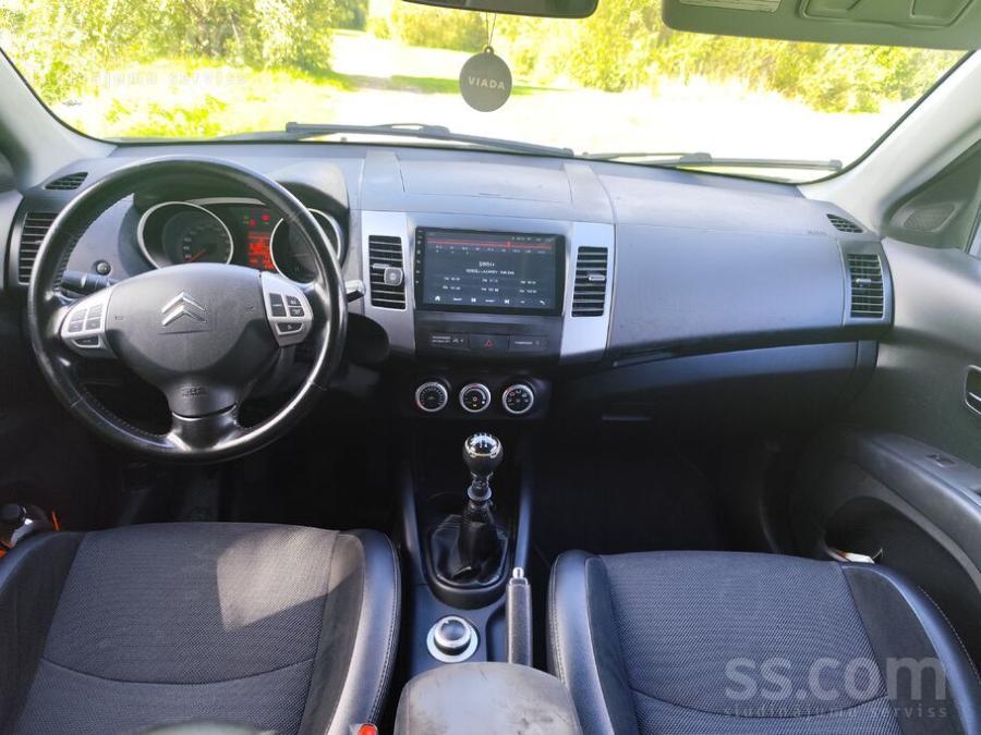 Pelēks Citroen C-Crosser 2008 Rēzekne, ar dzinēja tilpumu 2.20 L un nobraukumu 365 tūkst. km par 2500 €, foto 5 vietnē AUTOMOTO.COM.LV