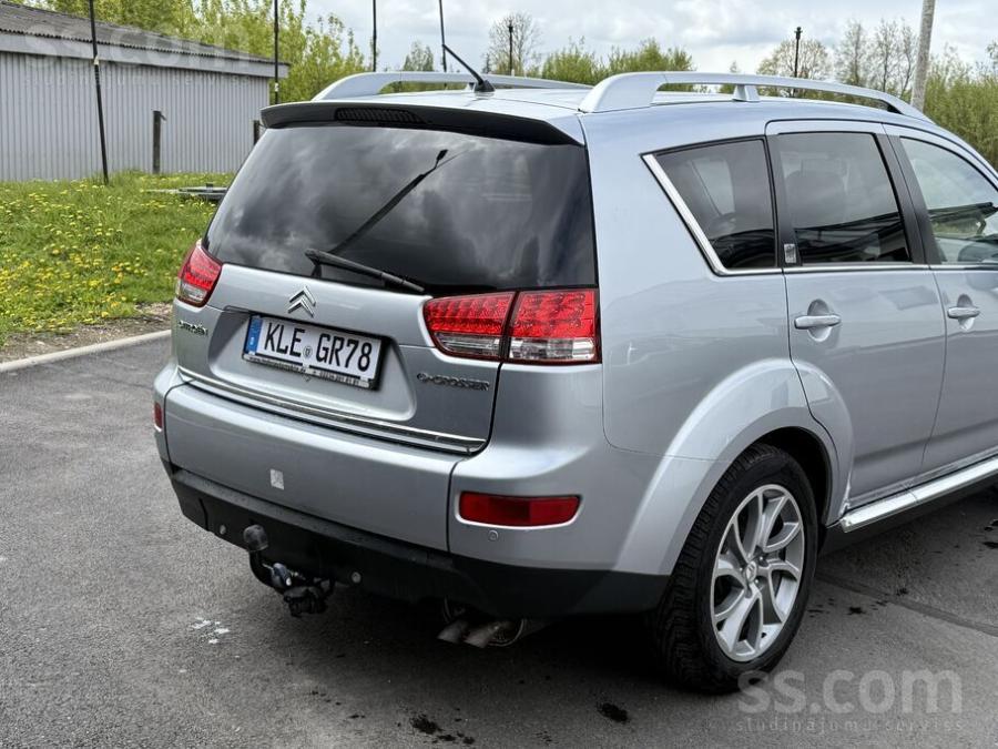 Grey Citroen C-Crosser 2009 in Ludza, with an engine capacity of 2.20 L and mileage of 0 thousand km for 5780 €, photo 9 on AUTOMOTO.COM.LV