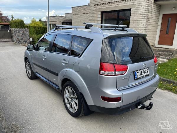 Grey Citroen C-Crosser 2009 in Raseiniai, with an engine capacity of 2.20 L and mileage of 249 thousand km for 4800 €, photo 4 on AUTOMOTO.COM.LV