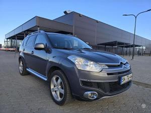Grey Citroen C-Crosser 2009 in Kaunas, with an engine capacity of 2.18 L and mileage of 280 thousand km for 3750 €, photo 2 on AUTOMOTO.COM.LV