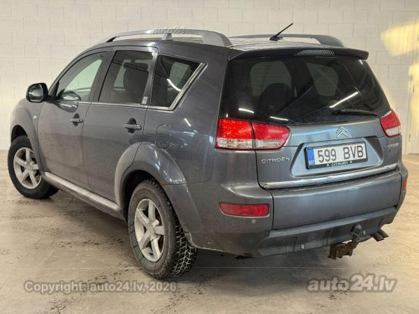 Pelēks Citroen C-Crosser 2009 Tallina, ar dzinēja tilpumu 2.20 L un nobraukumu 317 tūkst. km par 3650 €, foto 6 vietnē AUTOMOTO.COM.LV