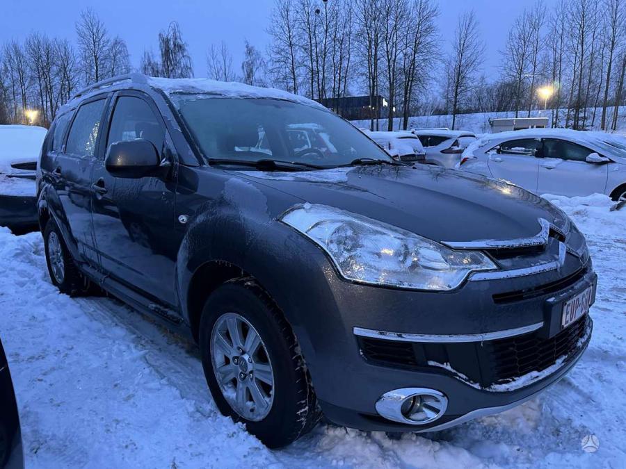 Pelēks Citroen C-Crosser 2009 Kauņa, ar dzinēja tilpumu 2.18 L un nobraukumu 190 tūkst. km par 4400 €, foto 1 vietnē AUTOMOTO.COM.LV