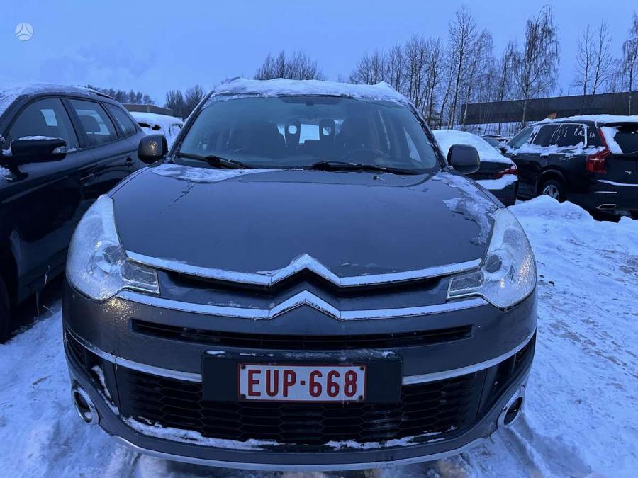 Pelēks Citroen C-Crosser 2009 Kauņa, ar dzinēja tilpumu 2.18 L un nobraukumu 190 tūkst. km par 4400 €, foto 2 vietnē AUTOMOTO.COM.LV