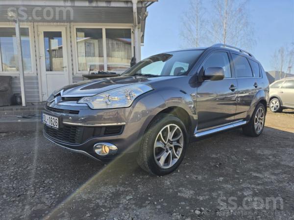 Grey Citroen C-Crosser 2009 in Rezekne, with an engine capacity of 2.20 L and mileage of 0 thousand km for 4490 €, photo 3 on AUTOMOTO.COM.LV
