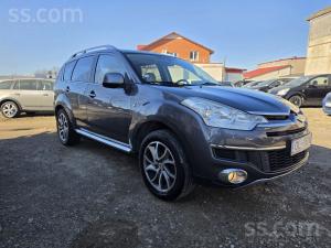 Pelēks Citroen C-Crosser 2009 Rēzekne, ar dzinēja tilpumu 2.20 L un nobraukumu 0 tūkst. km par 4490 €, foto 5 vietnē AUTOMOTO.COM.LV