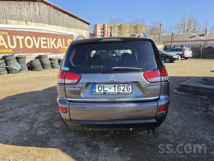 Pelēks Citroen C-Crosser 2009 Rēzekne, ar dzinēja tilpumu 2.20 L un nobraukumu 0 tūkst. km par 4490 €, foto 9 vietnē AUTOMOTO.COM.LV