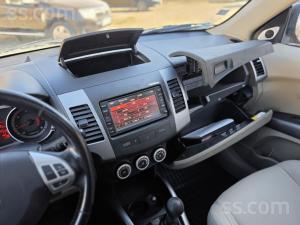 Pelēks Citroen C-Crosser 2009 Rēzekne, ar dzinēja tilpumu 2.20 L un nobraukumu 0 tūkst. km par 4490 €, foto 18 vietnē AUTOMOTO.COM.LV