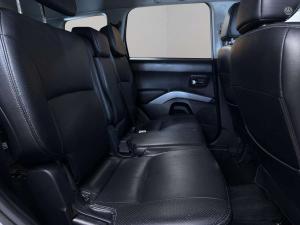 Pelēks Citroen C-Crosser 2009 Kauņa, ar dzinēja tilpumu 2.20 L un nobraukumu 238 tūkst. km par 4299 €, foto 10 vietnē AUTOMOTO.COM.LV