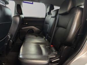 Pelēks Citroen C-Crosser 2009 Kauņa, ar dzinēja tilpumu 2.20 L un nobraukumu 238 tūkst. km par 4299 €, foto 12 vietnē AUTOMOTO.COM.LV