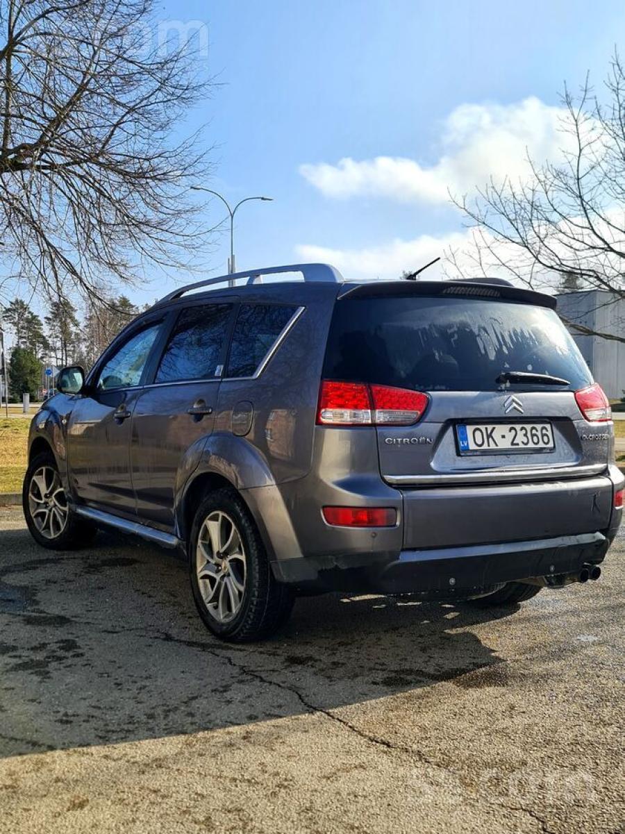 Grey Citroen C-Crosser 2010 in Jurmala, with an engine capacity of 2.20 L and mileage of 316 thousand km for 3750 €, photo 5 on AUTOMOTO.COM.LV