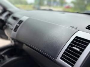 Pelēks Citroen C-Crosser 2010 Jēkabpils, ar dzinēja tilpumu 2.20 L un nobraukumu 197 tūkst. km par 6450 €, foto 14 vietnē AUTOMOTO.COM.LV