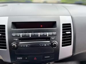 Pelēks Citroen C-Crosser 2010 Jēkabpils, ar dzinēja tilpumu 2.20 L un nobraukumu 197 tūkst. km par 6450 €, foto 22 vietnē AUTOMOTO.COM.LV