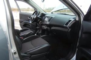 Pelēks Citroen C-Crosser 2010 Jēkabpils, ar dzinēja tilpumu 2.20 L un nobraukumu 232 tūkst. km par 6900 €, foto 12 vietnē AUTOMOTO.COM.LV