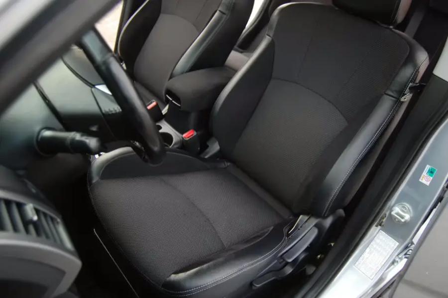 Pelēks Citroen C-Crosser 2010 Jēkabpils, ar dzinēja tilpumu 2.20 L un nobraukumu 232 tūkst. km par 6900 €, foto 18 vietnē AUTOMOTO.COM.LV