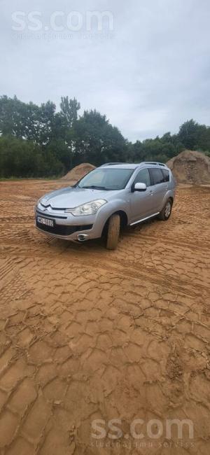 Grey Citroen C-Crosser 2010 in Gulbene, with an engine capacity of 2.20 L and mileage of 255 thousand km for 2000 €, photo 1 on AUTOMOTO.COM.LV