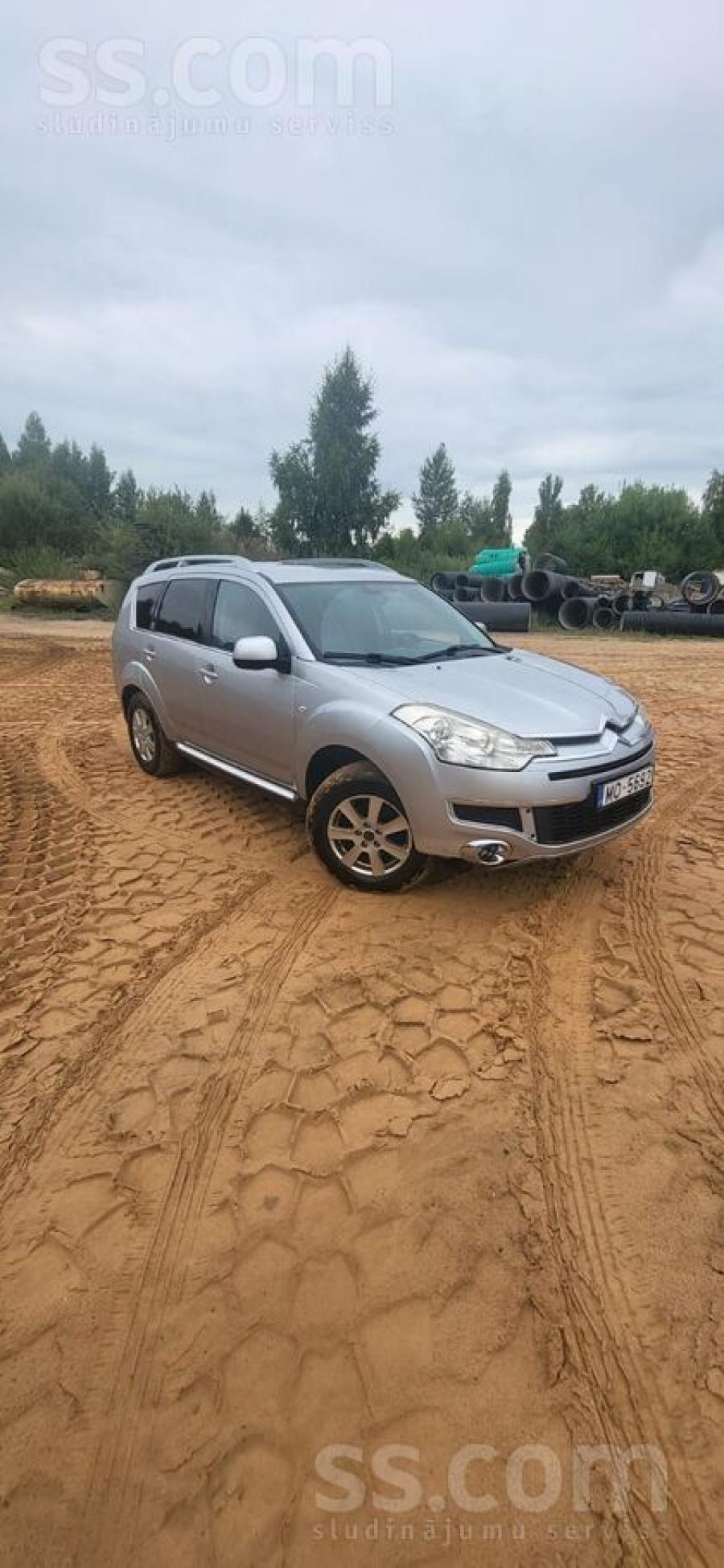 Pelēks Citroen C-Crosser 2010 Gulbene, ar dzinēja tilpumu 2.20 L un nobraukumu 255 tūkst. km par 2000 €, foto 5 vietnē AUTOMOTO.COM.LV