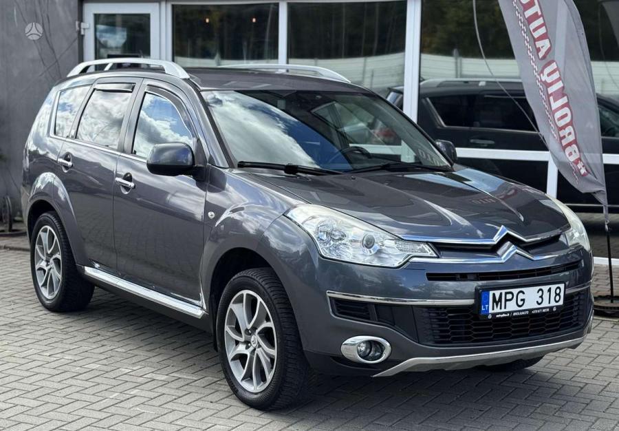 Pelēks Citroen C-Crosser 2010 Radviliškis, ar dzinēja tilpumu 2.20 L un nobraukumu 268 tūkst. km par 4150 €, foto 5 vietnē AUTOMOTO.COM.LV