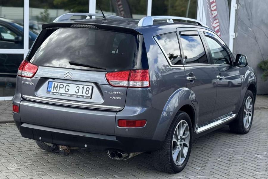 Pelēks Citroen C-Crosser 2010 Radviliškis, ar dzinēja tilpumu 2.20 L un nobraukumu 268 tūkst. km par 4150 €, foto 10 vietnē AUTOMOTO.COM.LV