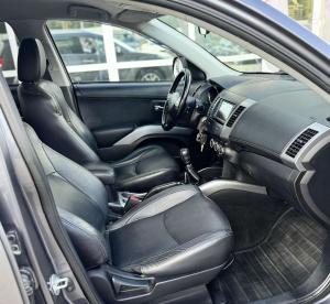 Pelēks Citroen C-Crosser 2010 Radviliškis, ar dzinēja tilpumu 2.20 L un nobraukumu 268 tūkst. km par 4150 €, foto 16 vietnē AUTOMOTO.COM.LV