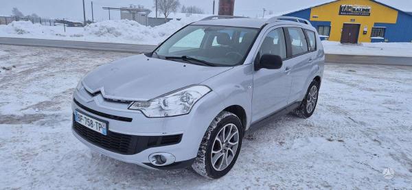 Grey Citroen C-Crosser 2011 in Taurage, with an engine capacity of 2.18 L and mileage of 245 thousand km for 4900 €, photo 2 on AUTOMOTO.COM.LV