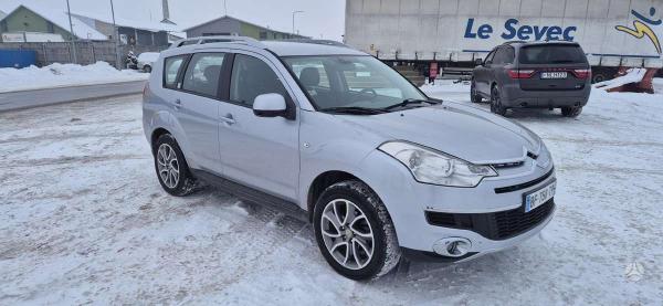 Grey Citroen C-Crosser 2011 in Taurage, with an engine capacity of 2.18 L and mileage of 245 thousand km for 4900 €, photo 8 on AUTOMOTO.COM.LV