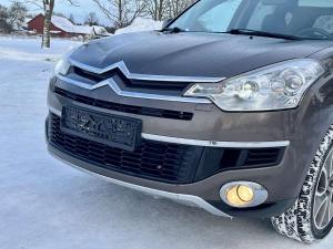Grey Citroen C-Crosser 2011 in Silute, with an engine capacity of 2.18 L and mileage of 279 thousand km for 4999 €, photo 7 on AUTOMOTO.COM.LV