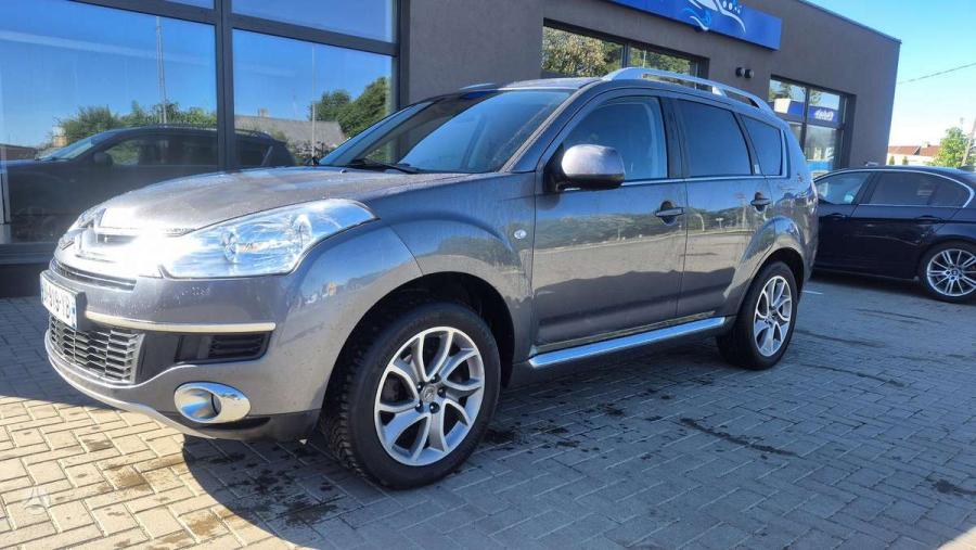 Pelēks Citroen C-Crosser 2011 Tauragė, ar dzinēja tilpumu 2.18 L un nobraukumu 285 tūkst. km par 3900 €, foto 1 vietnē AUTOMOTO.COM.LV