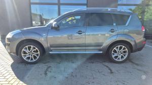 Pelēks Citroen C-Crosser 2011 Tauragė, ar dzinēja tilpumu 2.18 L un nobraukumu 285 tūkst. km par 3900 €, foto 3 vietnē AUTOMOTO.COM.LV