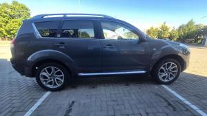 Pelēks Citroen C-Crosser 2011 Tauragė, ar dzinēja tilpumu 2.18 L un nobraukumu 285 tūkst. km par 3900 €, foto 6 vietnē AUTOMOTO.COM.LV