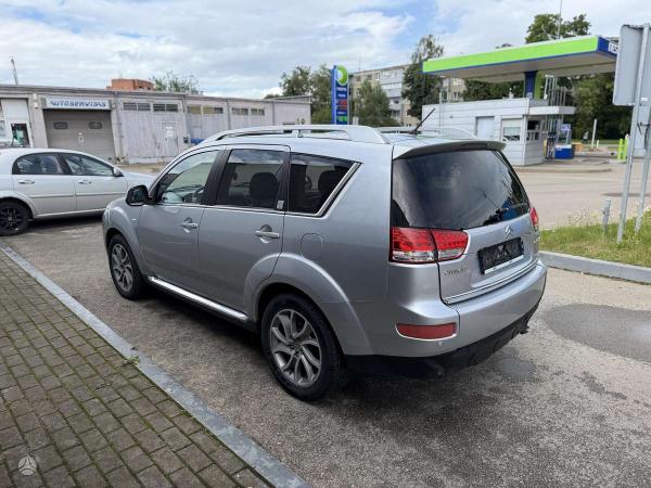 Grey Citroen C-Crosser 2008 in Kaunas, with an engine capacity of 2.20 L and mileage of 0 thousand km for 2700 €, photo 7 on AUTOMOTO.COM.LV