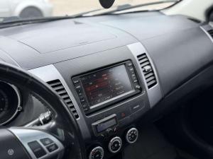 Pelēks Citroen C-Crosser 2008 Kauņa, ar dzinēja tilpumu 2.20 L un nobraukumu 0 tūkst. km par 2700 €, foto 13 vietnē AUTOMOTO.COM.LV