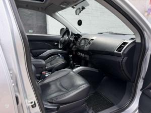 Pelēks Citroen C-Crosser 2008 Kauņa, ar dzinēja tilpumu 2.20 L un nobraukumu 0 tūkst. km par 2700 €, foto 20 vietnē AUTOMOTO.COM.LV