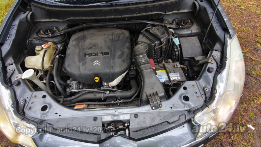 Pelēks Citroen C-Crosser 2010 Veru, ar dzinēja tilpumu 2.20 L un nobraukumu 279 tūkst. km par 2300 €, foto 15 vietnē AUTOMOTO.COM.LV