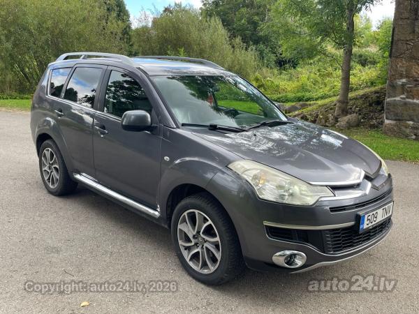 Grey Citroen C-Crosser 2010 in Tartu, with an engine capacity of 2.20 L and mileage of 278 thousand km for 3500 €, photo 3 on AUTOMOTO.COM.LV