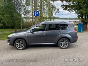 Grey Citroen C-Crosser 2010 in Tartu, with an engine capacity of 2.20 L and mileage of 278 thousand km for 3500 €, photo 7 on AUTOMOTO.COM.LV