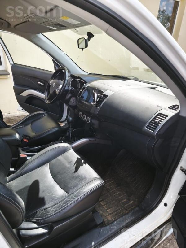Balts Citroen C-Crosser 2008 Daugavpils, ar dzinēja tilpumu 2.20 L un nobraukumu 268 tūkst. km par 4000 €, foto 6 vietnē AUTOMOTO.COM.LV