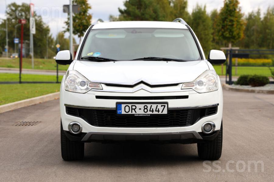 Balts Citroen C-Crosser 2010 Jelgava, ar dzinēja tilpumu 2.40 L un nobraukumu 304 tūkst. km par 4990 €, foto 3 vietnē AUTOMOTO.COM.LV