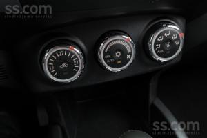 Balts Citroen C-Crosser 2010 Jelgava, ar dzinēja tilpumu 2.40 L un nobraukumu 304 tūkst. km par 4990 €, foto 17 vietnē AUTOMOTO.COM.LV
