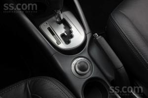 Balts Citroen C-Crosser 2010 Jelgava, ar dzinēja tilpumu 2.40 L un nobraukumu 304 tūkst. km par 4990 €, foto 18 vietnē AUTOMOTO.COM.LV