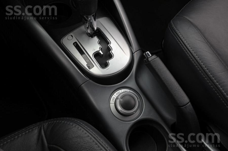 Balts Citroen C-Crosser 2010 Jelgava, ar dzinēja tilpumu 2.40 L un nobraukumu 304 tūkst. km par 4990 €, foto 18 vietnē AUTOMOTO.COM.LV