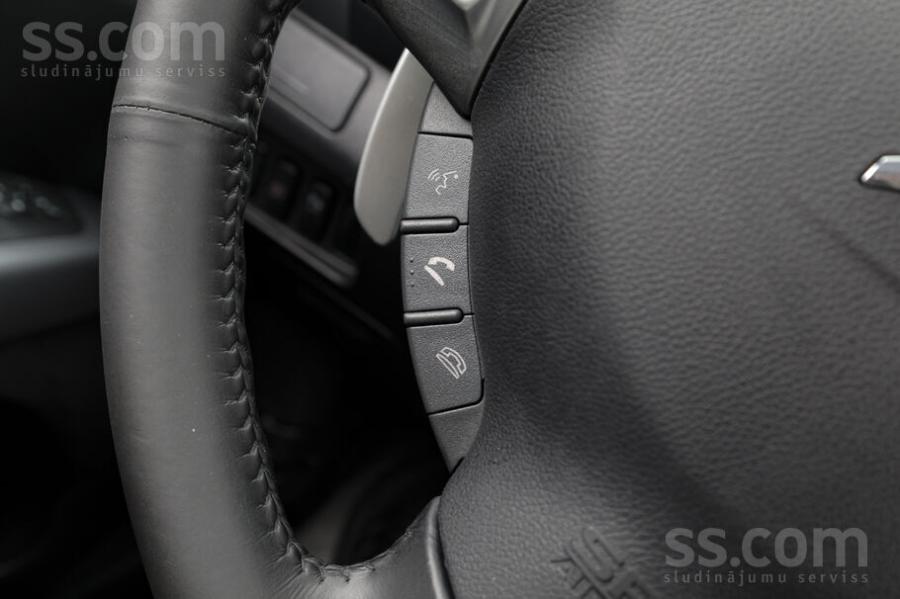 Balts Citroen C-Crosser 2010 Jelgava, ar dzinēja tilpumu 2.40 L un nobraukumu 304 tūkst. km par 4990 €, foto 22 vietnē AUTOMOTO.COM.LV