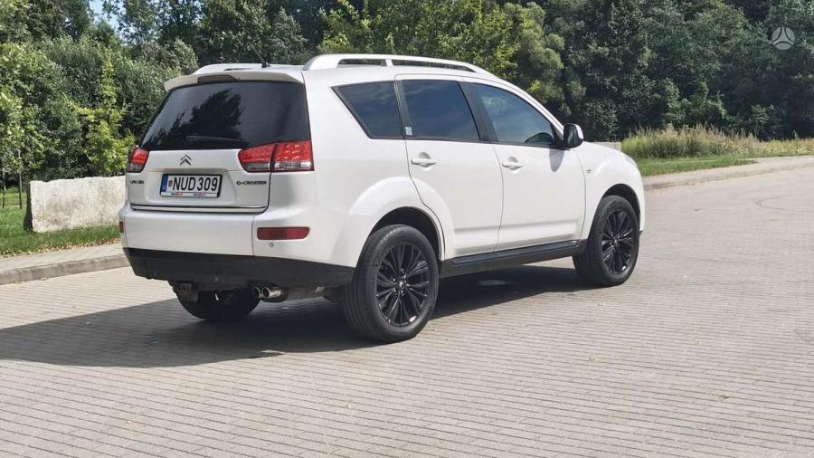 Balts Citroen C-Crosser 2011 Tauragė, ar dzinēja tilpumu 2.18 L un nobraukumu 314 tūkst. km par 4200 €, foto 4 vietnē AUTOMOTO.COM.LV